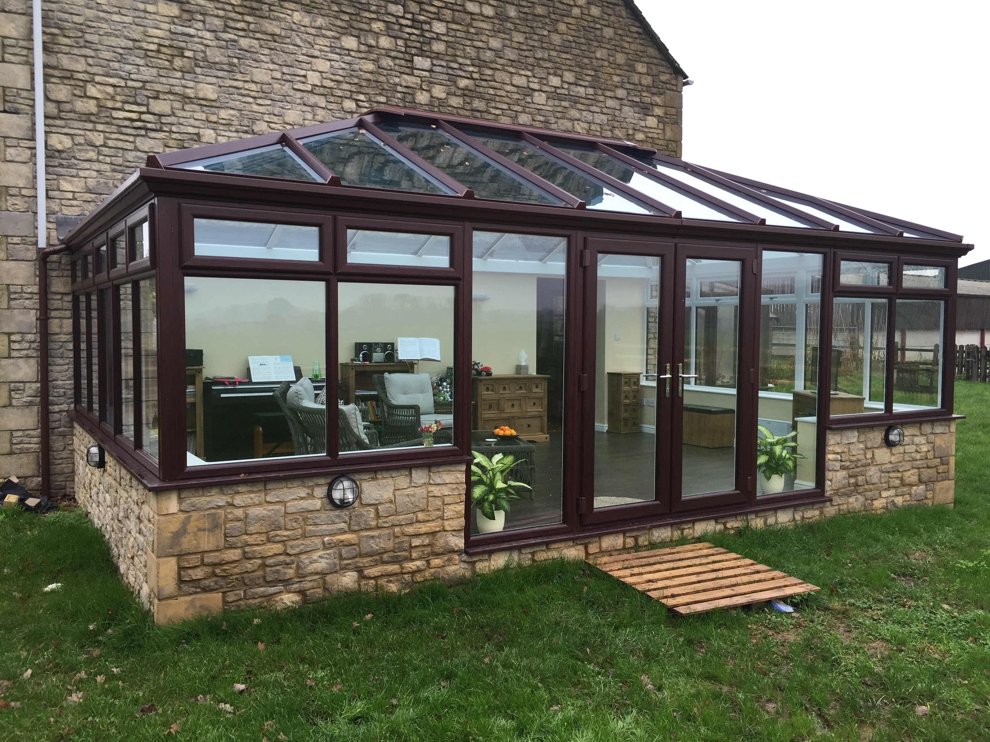 Edwardian Conservatories Corsham | Call on 01225 636640