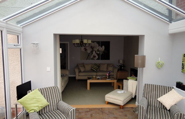 L-shaped & Gable Conservatories in Corsham | Call on 01225 636640
